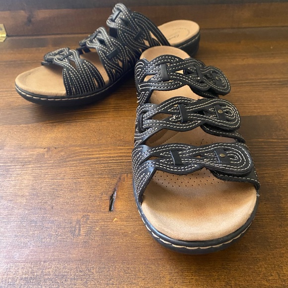 Clarks | Shoes | Clarks Leisa Faye Slide Sandals Black Leather Stitch ...